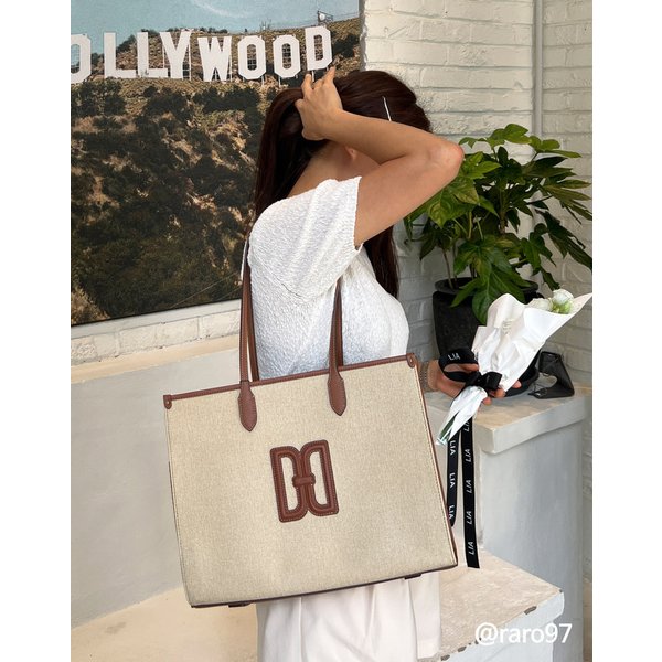 [22FW] [여름가방추천][DD BAG] 베이지 DD로고 가죽배색 DCBA2F954I2 - SSG.COM