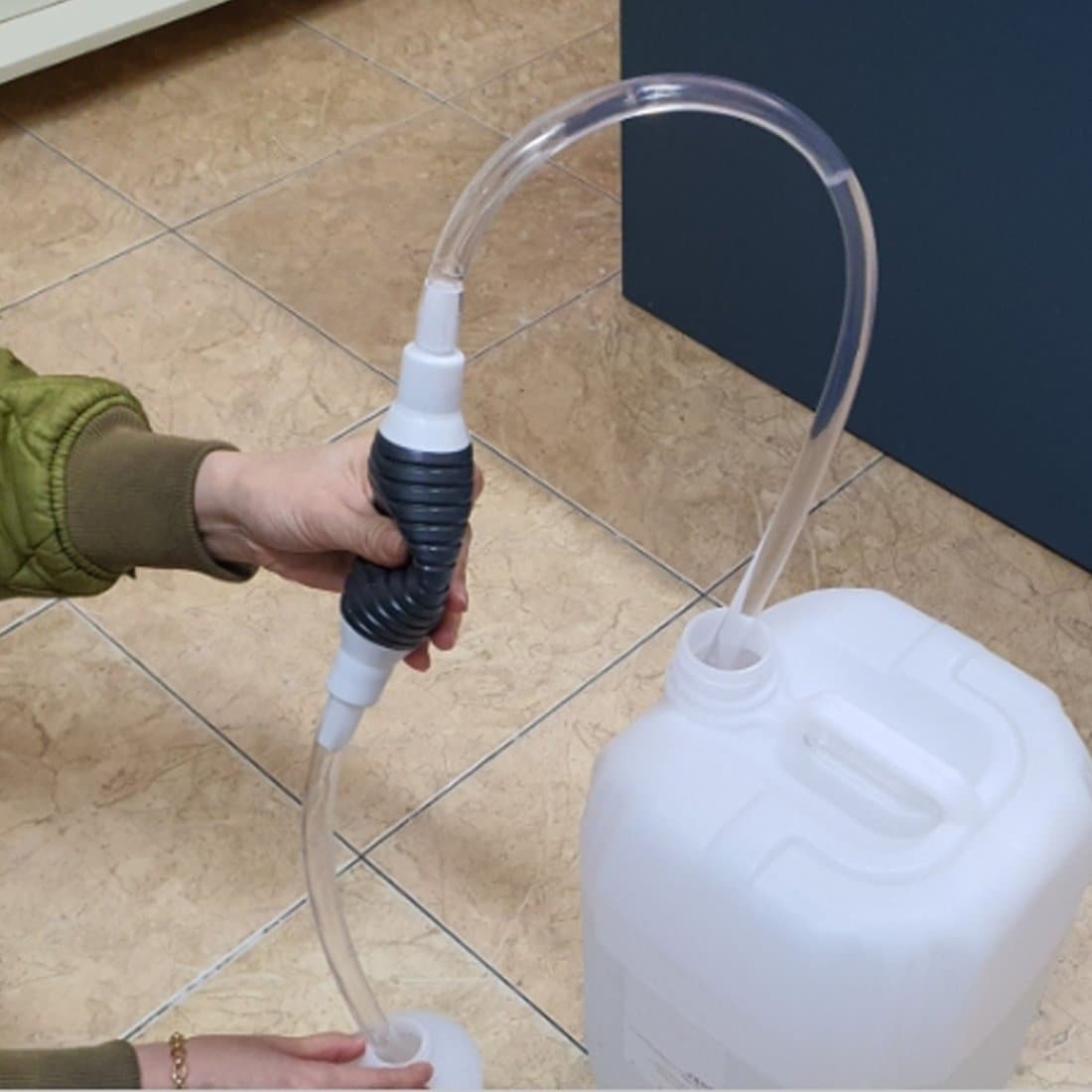 호스형 말통 펌프 주유 기름 자바라 자동차 빼기 뽁뽁이 석유 유류 오일 석션 주유기 드럼통 경유 수동 물 등유 휴대용 워터 15m 믿고 사는 즐거움 Ssgcom