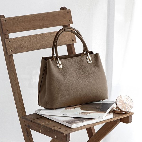 가죽 토트백 가방_8429_KB - SSG.COM