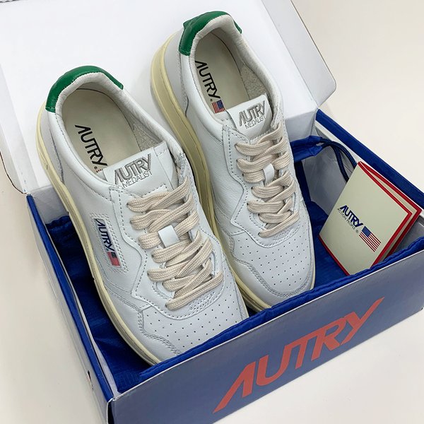 (선물포장)전사이즈 오트리 메달리스트 화이트 그린탭 남성 스니커즈 AULM LL20 - SSG.COM