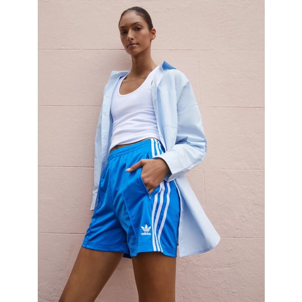 [여성] 파이어버드 쇼츠 IN6282아디다스오리지널 데일리 클래식 루즈핏 쿨링 반바지 블루 - SSG.COM