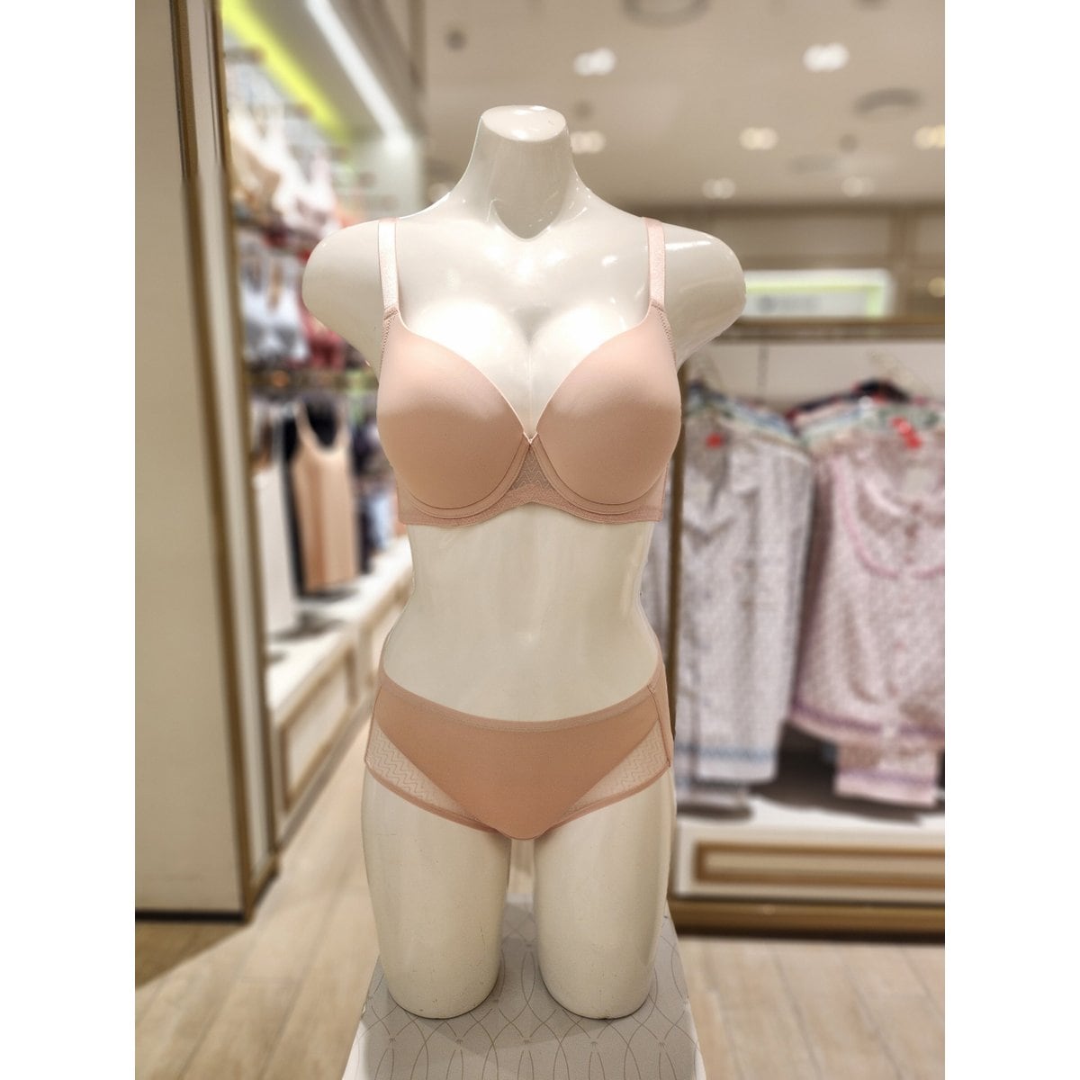 [C~E컵] 가슴 등군살 커버 큰컵 스킨 기능성 몰드 브라 팬티 세트(TCES169039/TBES872512 WJ) - SSG.COM