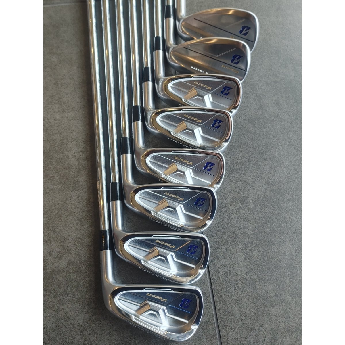 [중고] 석교상사 정품 브리지스톤 V300 8세대 8 아이언 NEO 950 R 중고 IA2695731 - SSG.COM