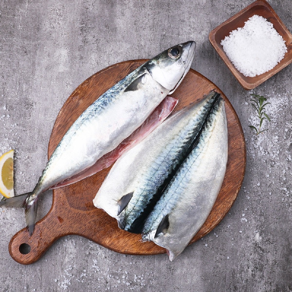 부산 공동어시장 고등어 급냉 특대 2마리 720g 전후 - SSG.COM