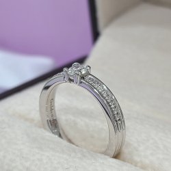 [파주점] 골든듀 콜렛2C(여)(15~18호) 2부(0.20ct)다이아몬드 반지 WG 18K 210102982 - SSG.COM