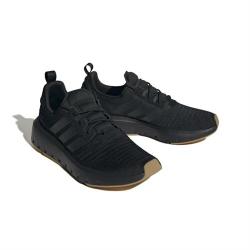 아디다스 스위프트 런 IG4704 - SSG.COM