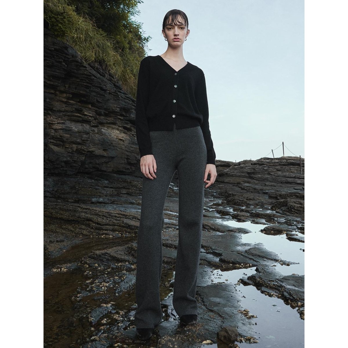 [해외배송] [인플루언서Pick] 스트레이트 핏 팬츠_Graphite - SSG.COM