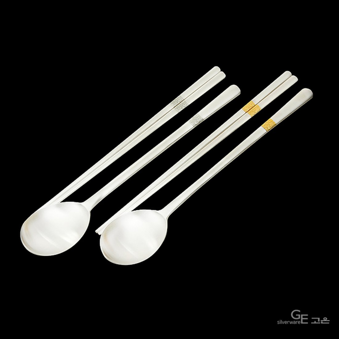 [고은] 당초 백금부 은수저 세트 순은 99%함량 약 226g - 고급 예단 보자기 포장 무료/예단봉투 증정, 믿고 사는 즐거움 SSG.COM