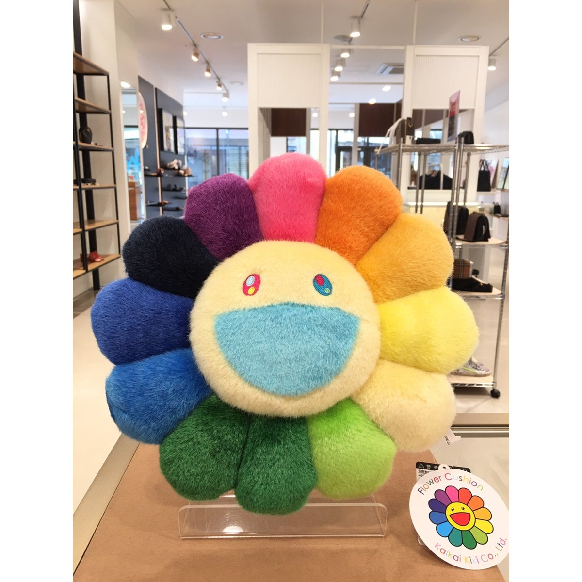 [부산점] 무라카미 다카시 - Flower Cushion Rainbow & White - SSG.COM