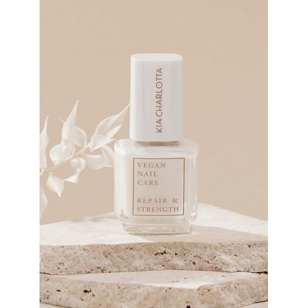 Kia Charlotta 키아 샤를로타 리페어 & 스트롱 손톱 강화젤 11ml - SSG.COM