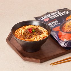 CJ 육개장칼국수 590g - SSG.COM