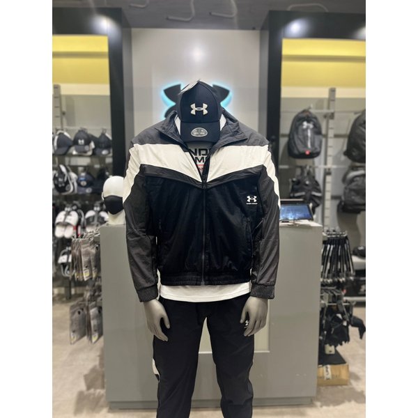 언더아머 바람막이 남여공용 APAC 우븐 재킷 1373186-001 - SSG.COM