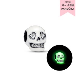 [백화점 보증서 제공]글로우 인 더 다크 스파클링 스컬 참_792811C01 - SSG.COM