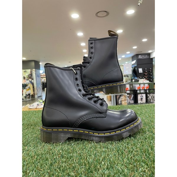 [레어택] 레어택 닥터마틴 1460W 8홀 워커 블랙 11821006 [P001760618] - SSG.COM