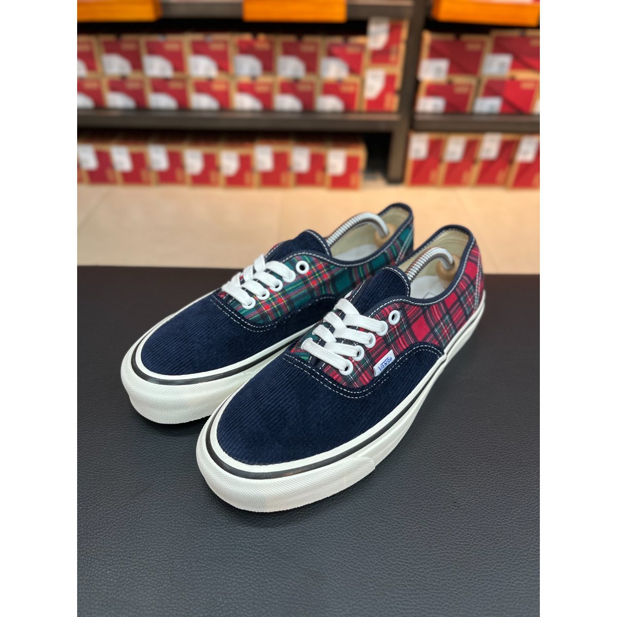 [파주점] (남여공용) 어센틱 44 Dx (Authentic 44 Dx)(VN0005U8448) - SSG.COM