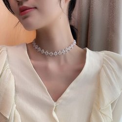 [마리엔코코]투명 비즈 다이아 모형 초커 목걸이_IH - SSG.COM