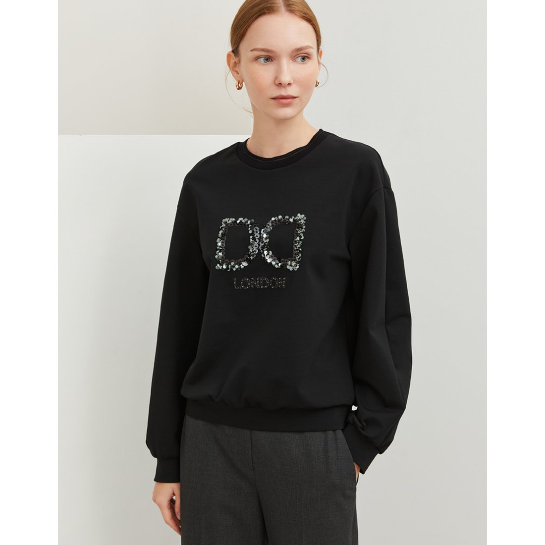 [닥스여성] [23FW][REGIMENTAL] 블랙 DD로고 면혼방 스웻셔츠(맨투맨)(DLTS3D901BK), 믿고 사는 즐거움 SSG.COM