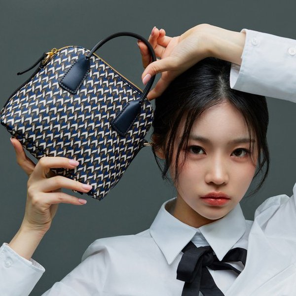 [로베르타 피에리] 토트&크로스백 BUGY 19_PVC_MIDNIGHT_0505 - SSG.COM