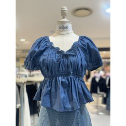 오프숄더 리본 퍼프소매 셔링 데님 BL L2F26DBL010 - SSG.COM